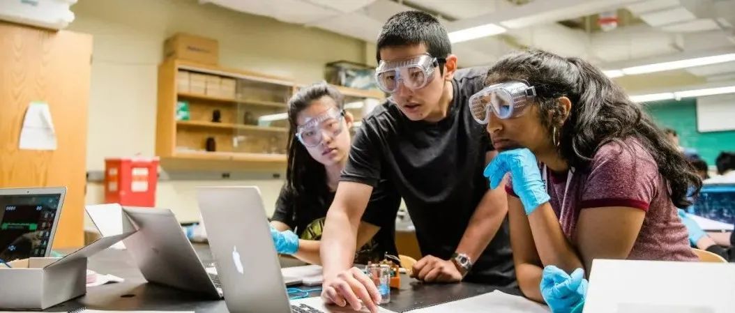 2022年英国化学奥林匹克竞赛（UKCHO）考试题目解析 - 国际竞赛联盟